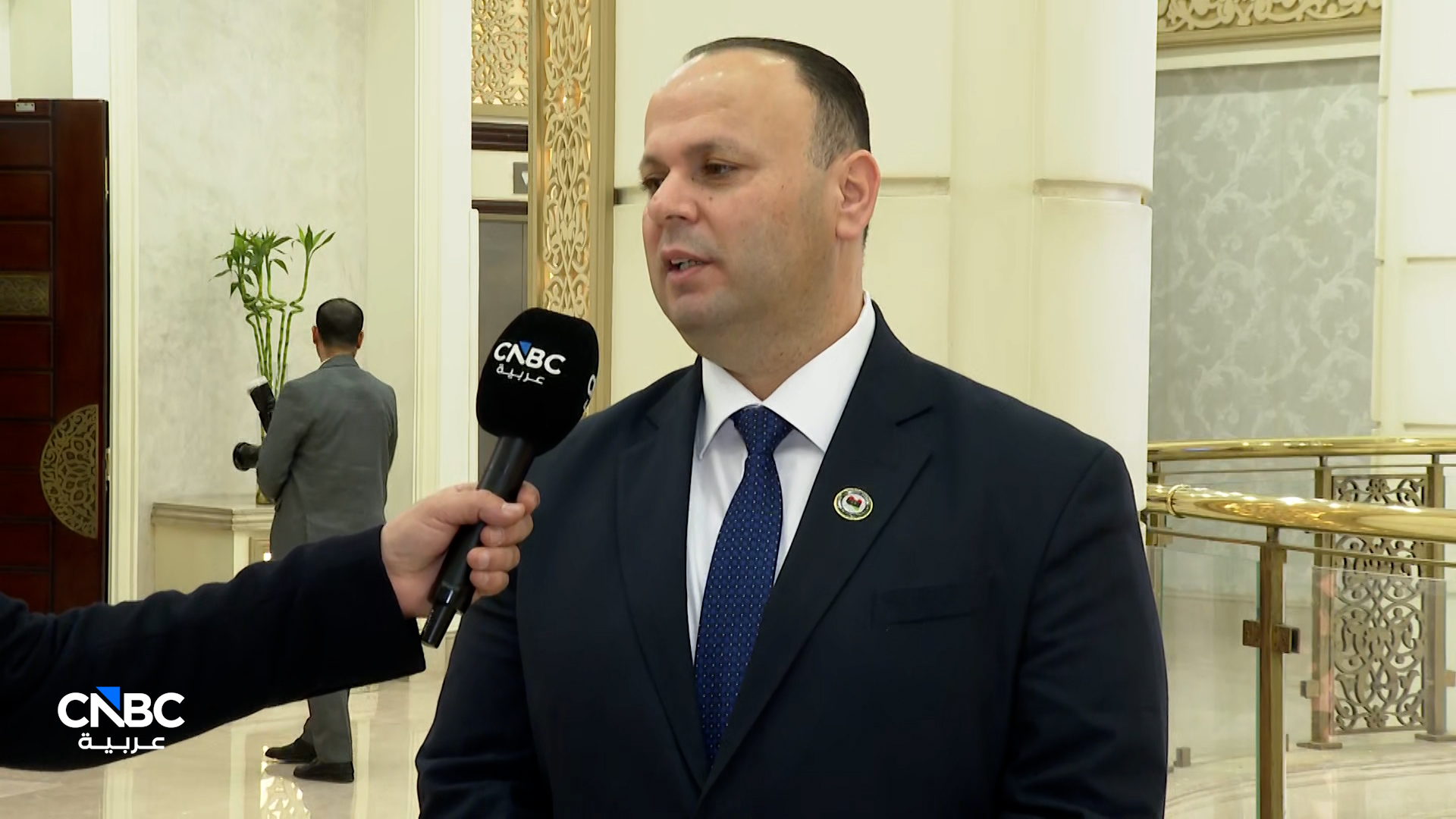 رئيس هيئة الاتصالات في ليبيا لـ CNBC عربية: ليبيا بوابة أفريقيا لنقل ...